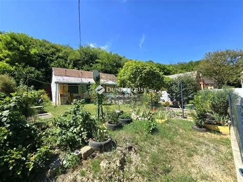 Pécel Eladó Családi Ház 3 Szobás 27 8 Millió Ft