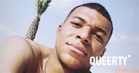 French World Cup Star Kylian Mbappe Turns And His Sexy Thirst Traps Are A True Gift Flipboard
