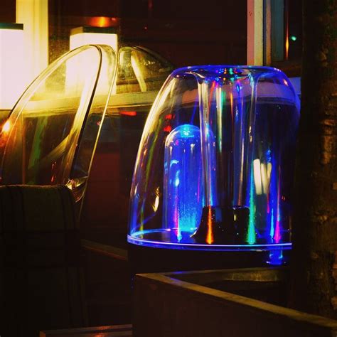 더텐라운지 요즘 모두들 겨울이 빨리 왔다고 합니다 어느분들은 외롭다고 어느분들은 그래도 행복하다고 또 다른 어느분은 계절 타는거 같다네요 모두가 행복해지기를