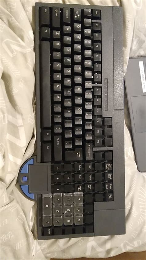 Can Anyone Help Me Identify This Keyboard R Keyboards