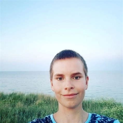 Ruslan Ruslan34697 • Threads Say More