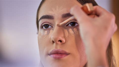 Should You Be Applying Concealer In Dots Or Lines