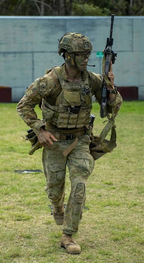 Pin On The Australian Army Its Hardware And Training