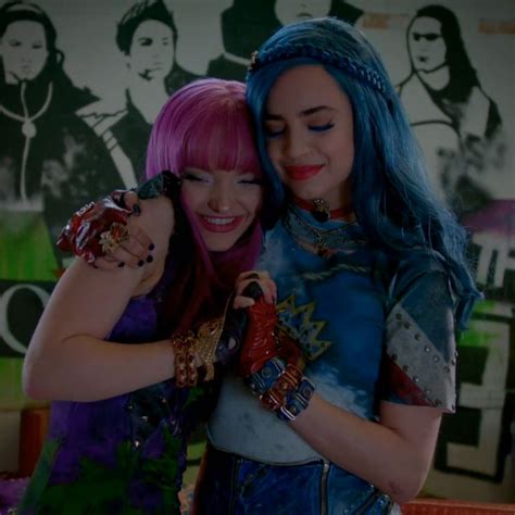 Mal And Evie Mal And Evie Descendants Mal S Descendants 3 Photos