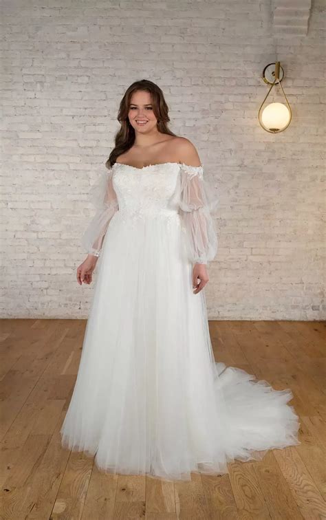 Boho Plus Size Wedding Dress With Lace And Tulle Off The Shoulder