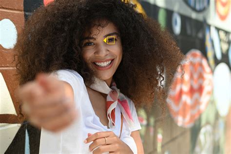 Eye Detection Autofocus Makes Taking Portraits Easy