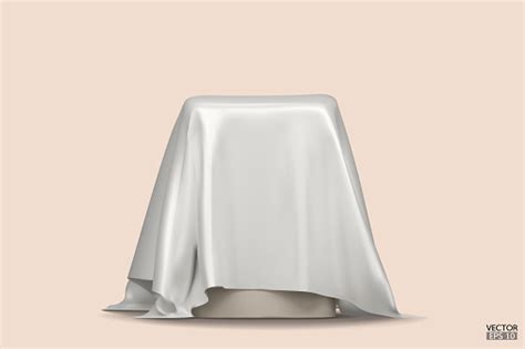 연단은 베이지색 배경에 격리된 흰색 실크 조각으로 덮여 있습니다 흰 천으로 덮인 현실적인 상자 제품 화장품 프리젠테이션을 위한 연단 창조적 인 모형 3d 벡터 그림입니다