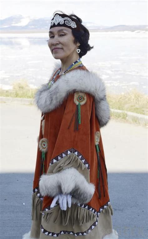 Beautiful Inuit Formal Costume Sedna In 2019 Inuit People Inuit