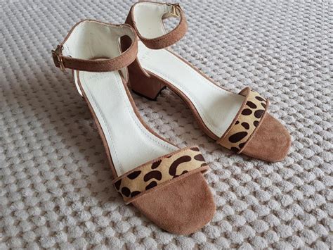 새신발발목스트랩샌들240 헬로마켓