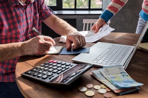 Paycheck Deductions Whats Being Deducted From Your Salary