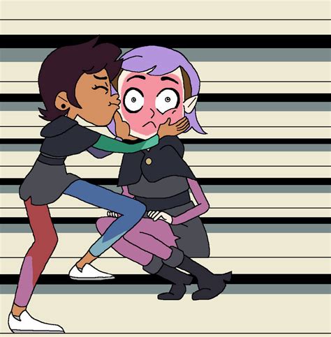 Luz Kissing Amity By Amityblightsp4449fan On Deviantart