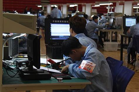 电子产品芯片级检测维修与数据恢复竞赛举行 华军科技数据恢复中心