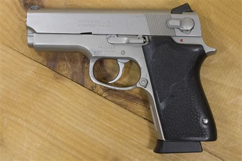 Smith And Wesson 4516 45 Acp Police Trade Ins Good Condition