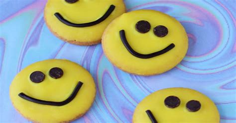 Homemade Smiley Face Cookies Smiley Sun Giant Cookies Elrhov