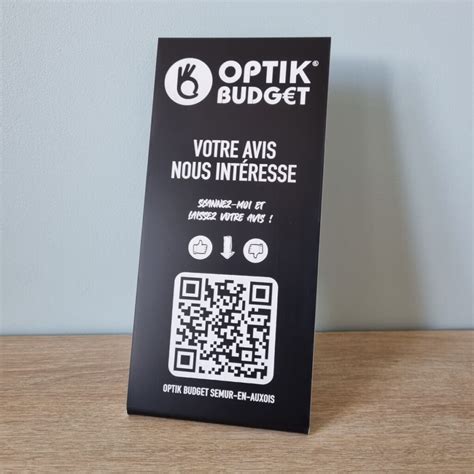 support qr code avec logo à scanner pour obtenir des avis primolaser