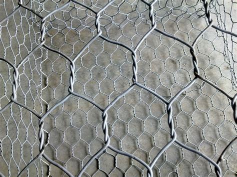 Hexagonal Wire Netting Can Be Fabricated Into Gabions Boxes