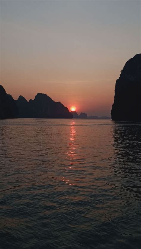 Sunrise In Ha Long Bay Ha Long Bay Cat Ba Island Sunrise