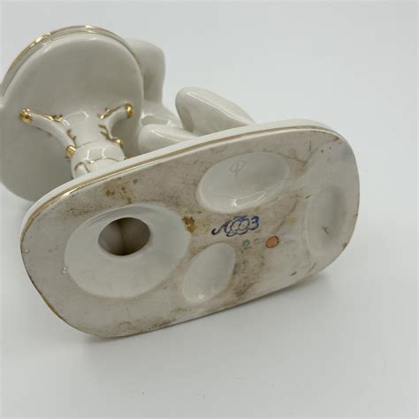 Статуэтка Юный Пушкин скульптор С Б Велихова фарфор золочение Ленинградский фарфоровый