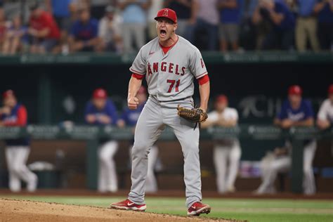 Cubs Sign Jacob Webb Mlb Trade Rumors