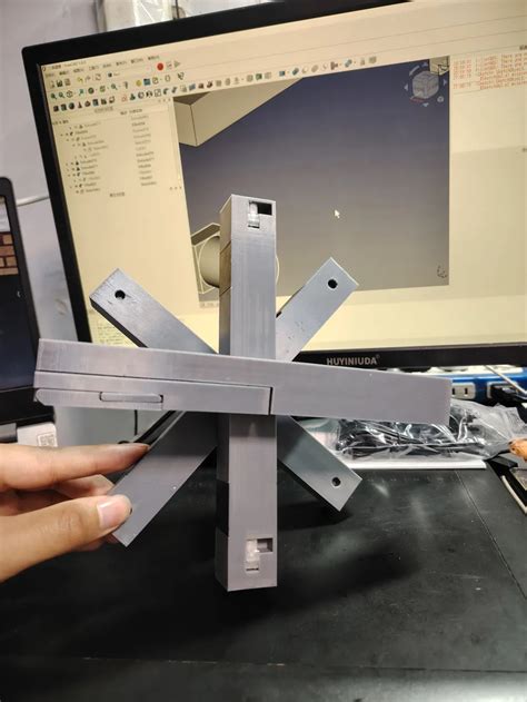 1 10比例的《星际穿越》tars机器人（case，kipp） 来自 Proportion Precise Makerworld：免费下载 3d 模型
