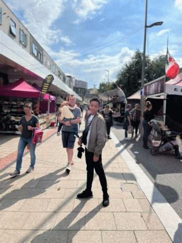 Human Gif Human Discover Share Gifs