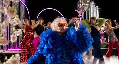 Vika Film Rezensionen De