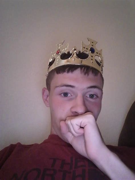 16m Im Freaking Royalty Scrolller