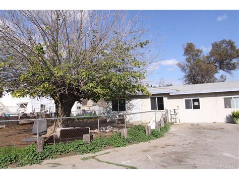 882 W C St Colton Ca 92324 See Est Value Schools And More
