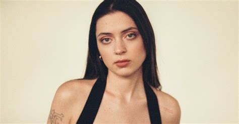 Lizzy Mcalpine Announces New Album Older Shares New Single Our Culture