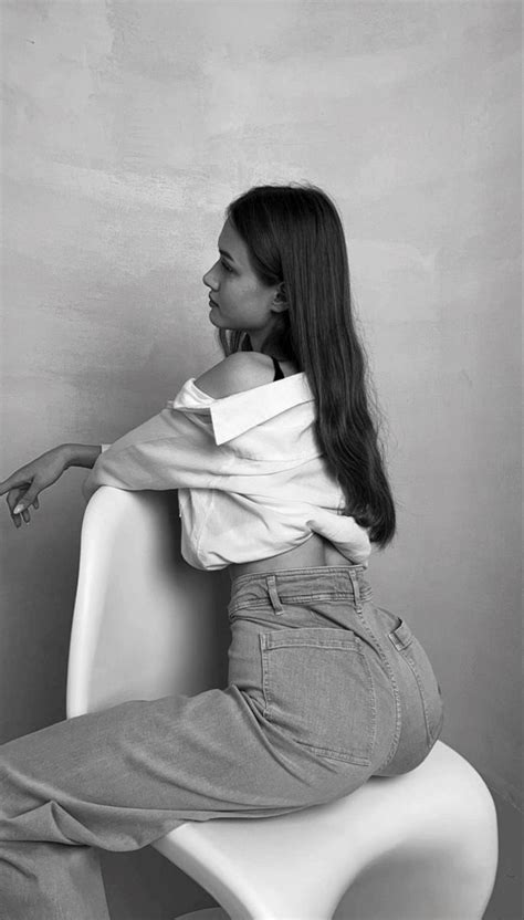 Пин на доске Фотосессия в 2024 г Фотосессия Модельные позы Позы моделей