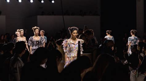 까이에 2023 S S 뉴욕패션위크 런웨이