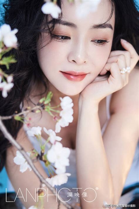 澜映像丨女生写真 搜狐大视野 搜狐新闻