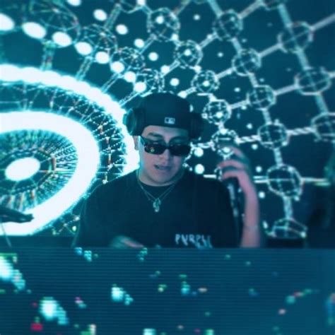 Stream REGGAETON MIX JAN DJHILLS By DJHILLS Listen Online For Free On SoundCloud