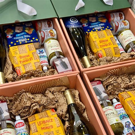 모스카토다스티docg And 그로서리 세트 안나스낵