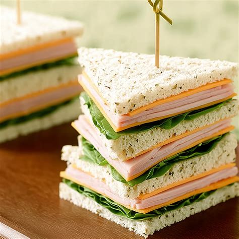 Juicy Mini Sandwiches Easy Party Favorite Zazacook