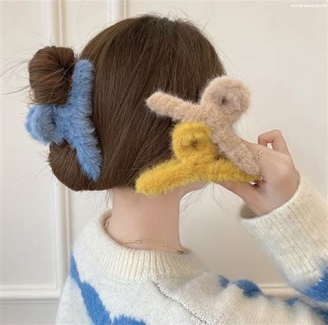 귀여운 퍼 꼬임 반묶음 반머리 집게핀 바나나 옆머리 핀