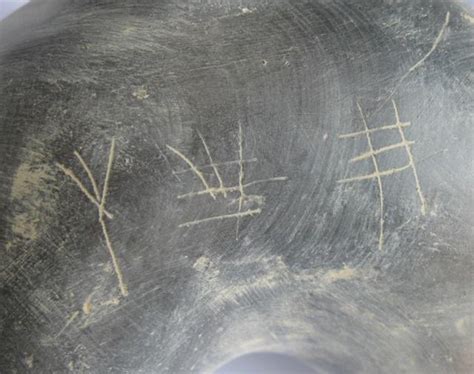 良渚遗址整理出656个刻画符号，能认定是文字吗？分布554件器物上