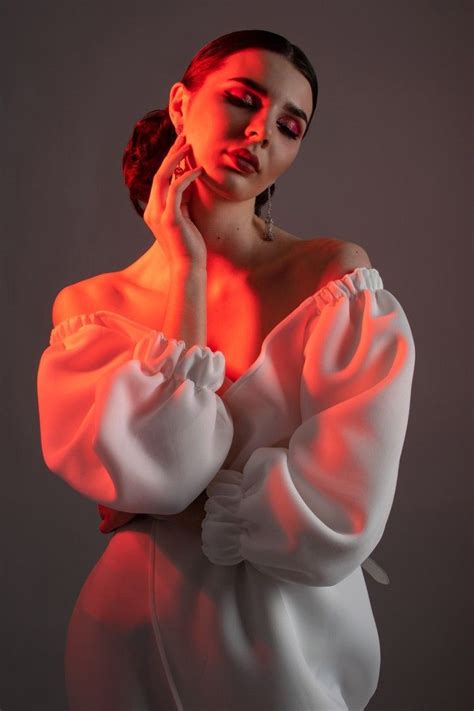 Девушка в белом платье Фотосессия Позы моделей Модельные позы