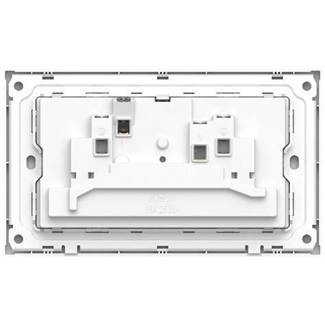 2g International Switched Socket M3 White Ecolux Trading
