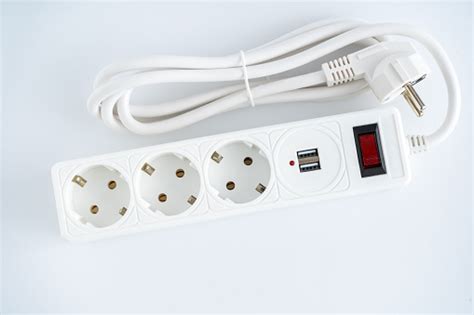 전기 콘센트 연장 코드 휴대폰 충전용 Usb 커넥터가 있는 흰색 케이블 전기 제품 흰색 배경 0명에 대한 스톡 사진 및 기타