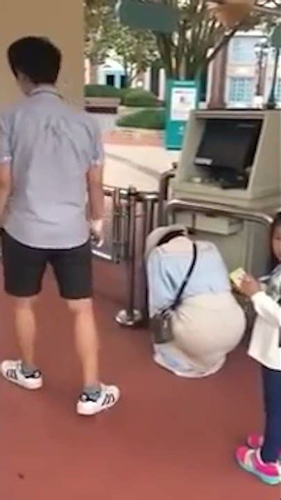 [짧] 에버랜드 알바 심쿵당함 ㅋㅋㅋ 베인 앞구르기로 무조건 1킬 따는 꿀팁 Shorts 쇼츠 Youtube