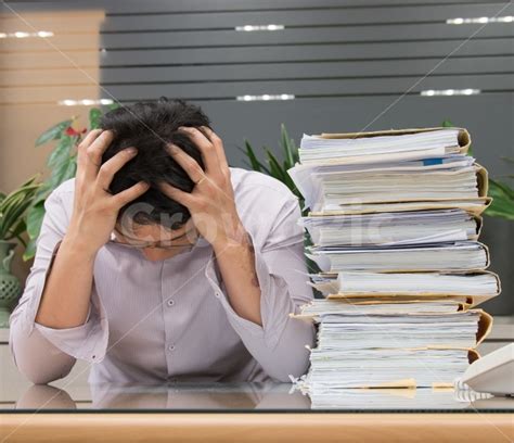 좌절 인물 남자 남성 사내 사진 이미지 일러스트 캘리그라피 Sinsy작가