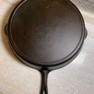 Massive Huge Extra Large Cast Iron Fry Pan Skillet 14 1525 Wagner