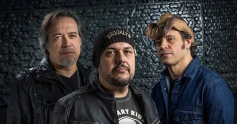 Dry Aged Conheça A Nova E Excelente Banda De Fulvio Oliveira Ivan Busic E Nando Vieira