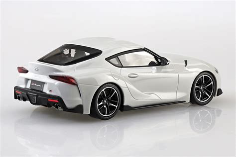 Toyota Supra Mk5 Gr Metallic White Snap Kit 132 Aoshima 058862