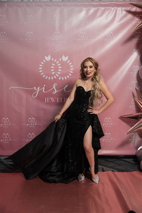 Community Highlights Meet Yisel Guerrero Of Yg Internacional Voyage