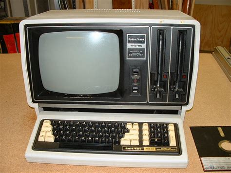 Tandy Model 16