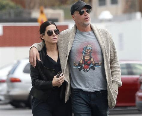 Sandra Bullocks Boyfriend Bryan Randall Wearing Gold Band Ps Celebrity