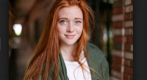 Chloe Ray Warmoth Photos News And Videos Trivia And Quotes Famousfix