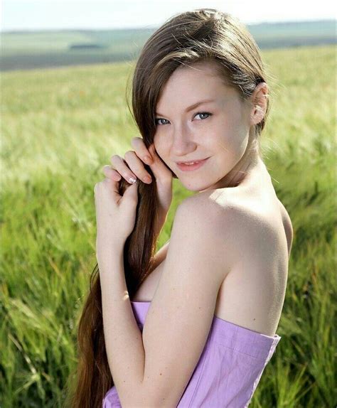 Emily Bloom Vk